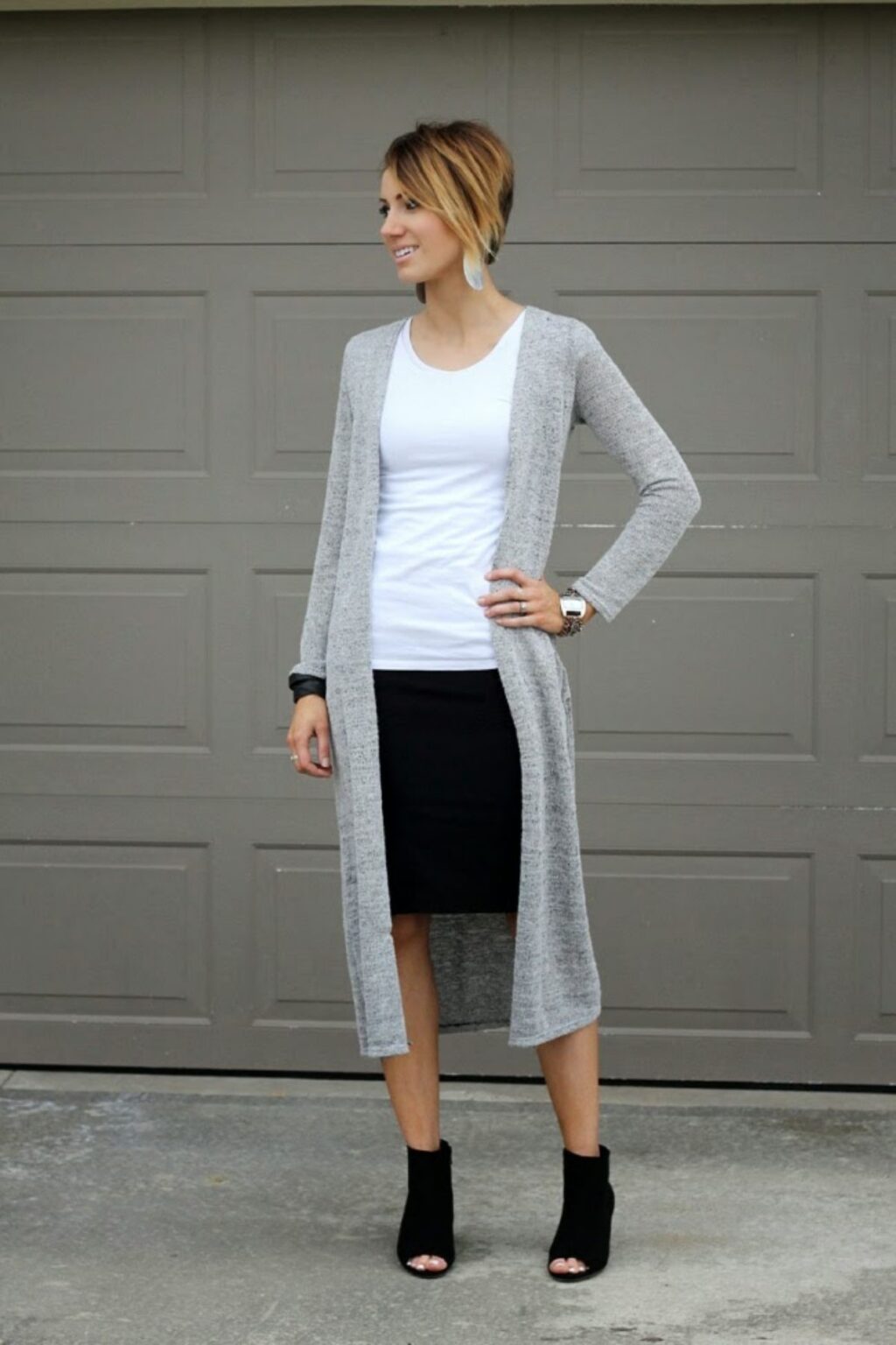 How To Style A Long Cardigan - Cleo Madison