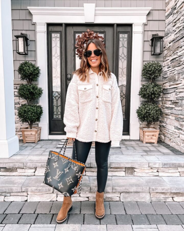 9 Modest Winter Outfits Perfect For Fighting The Cold - Cleo Madison