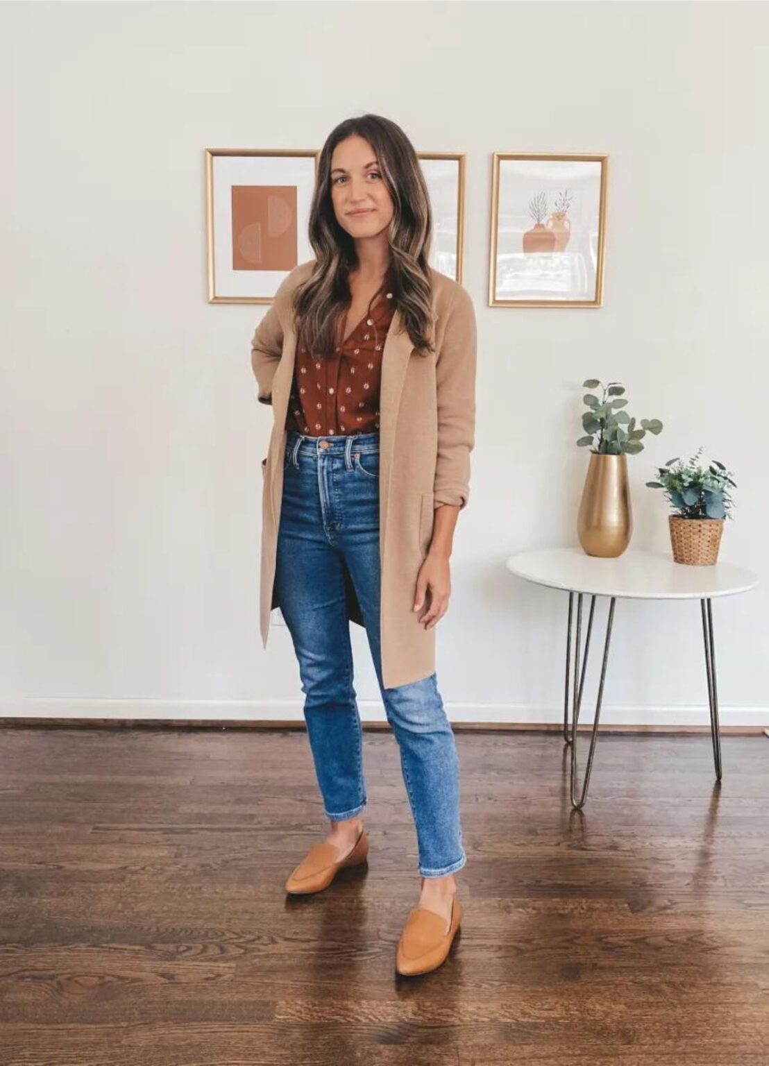 13 Modest Fall Outfits That Are Equal Parts Cozy and Stylish - Cleo Madison