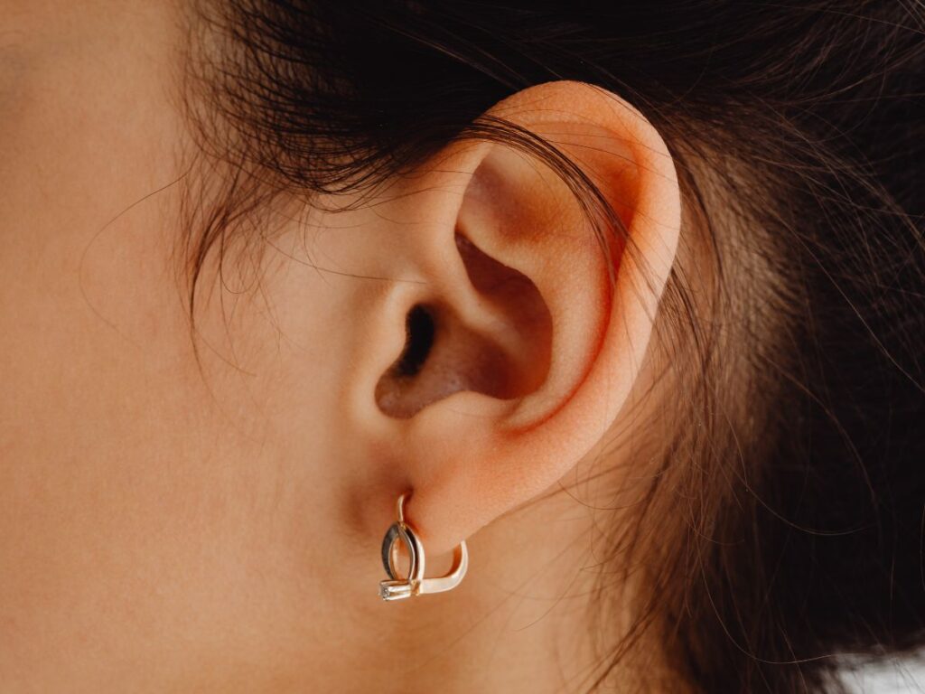 7 Tips For Choosing The Perfect Earrings For An Event - Cleo Madison